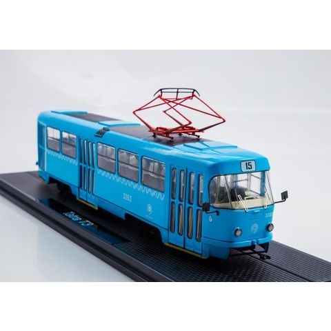 Модель трамвая в масштабе 1:43
